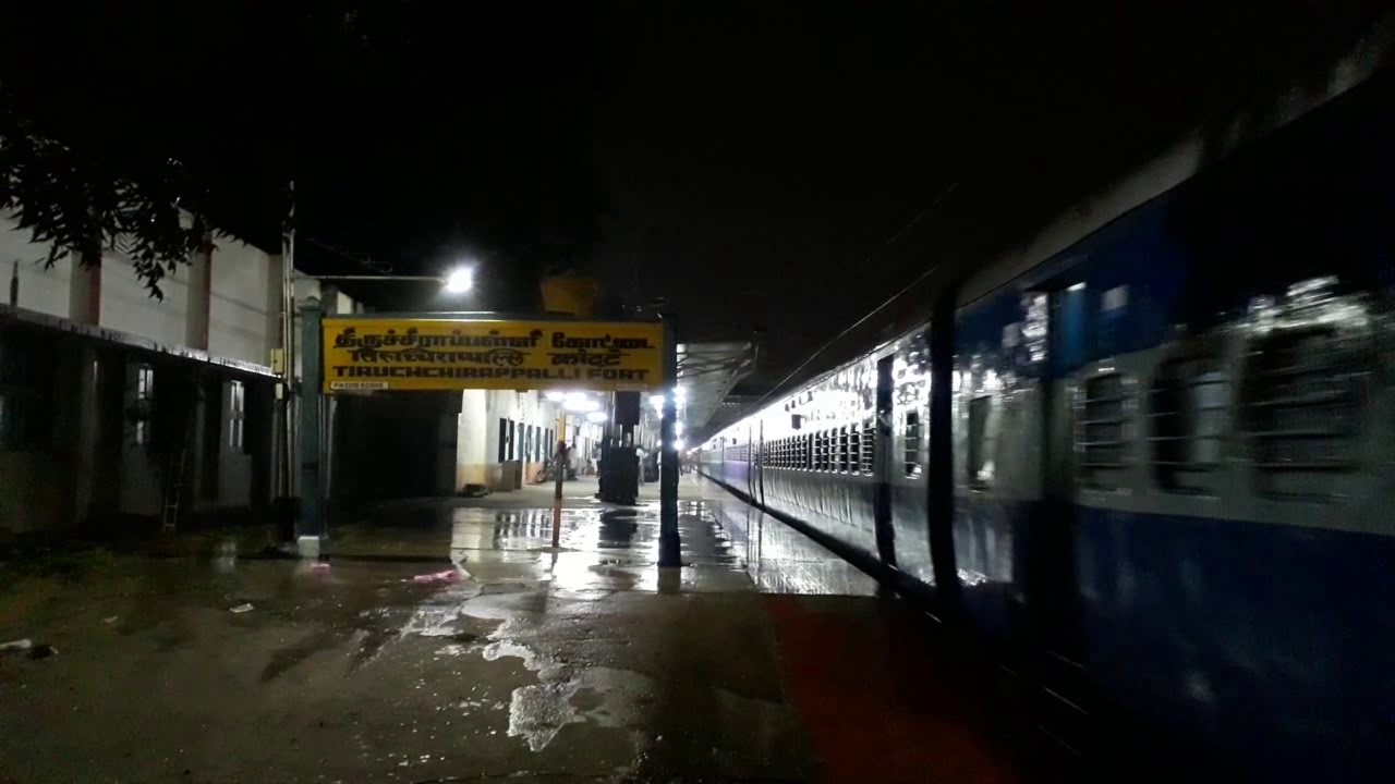 Night trains from Tiruchirapalli fort station - YouTube