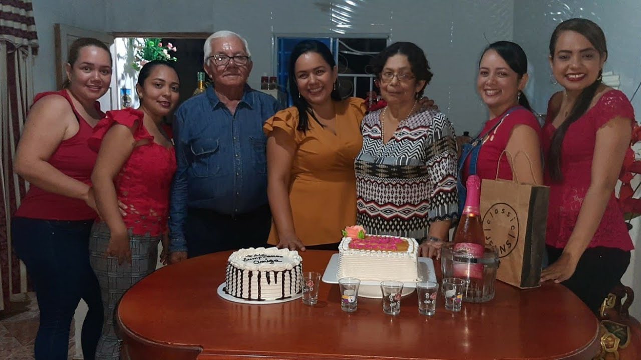 Serenata virtual Clara Contreras (MartoSax) - YouTube