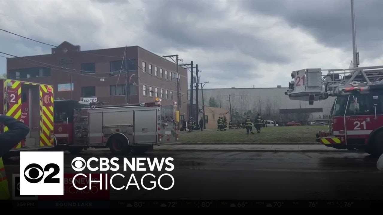 Chicago Fire Department responds to reports of roof collapse in Lincoln ...