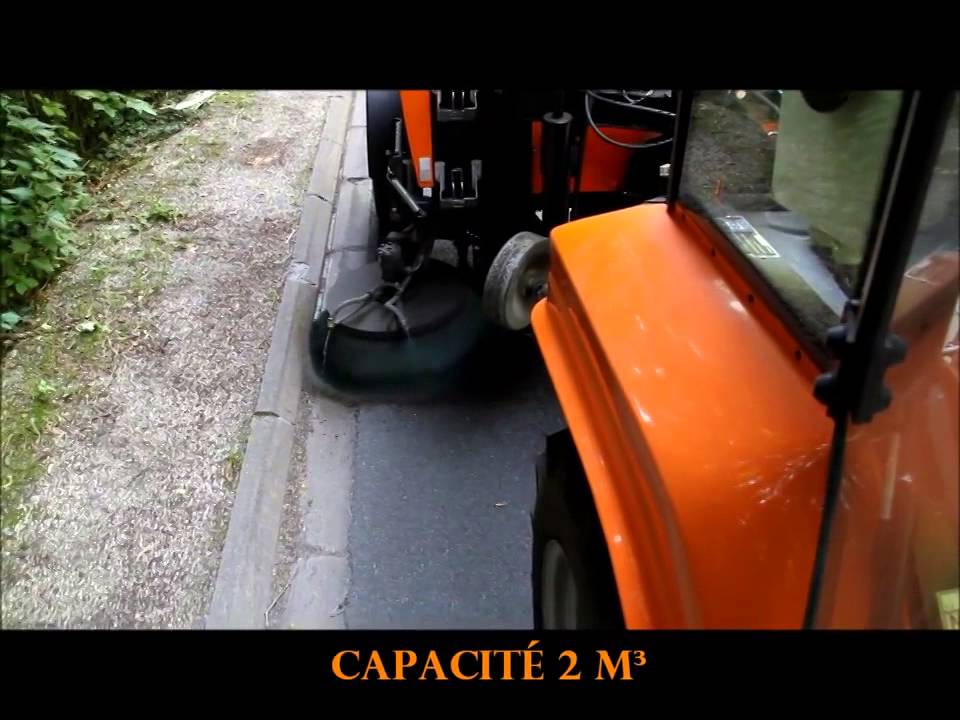 Balayeuse Mecagil-Lebon Zahia 2.0 / Street Sweeper, Kehrmaschine ...