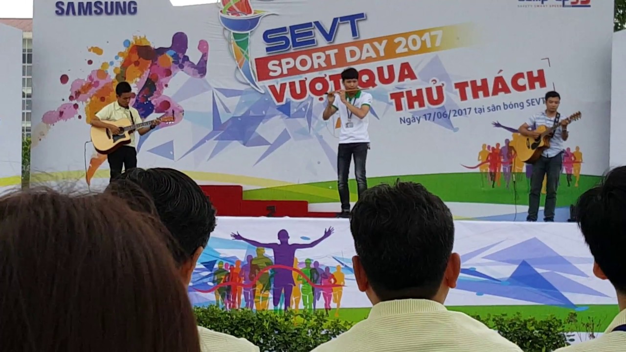 SEVT Sport day 2017 Tiết mục thổi sao hay nhất của ban nhạc SEVT - YouTube