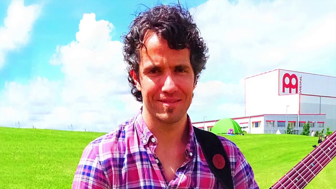 BERNHARD LACKNER: Bassist Dozent Musiker - YouTube