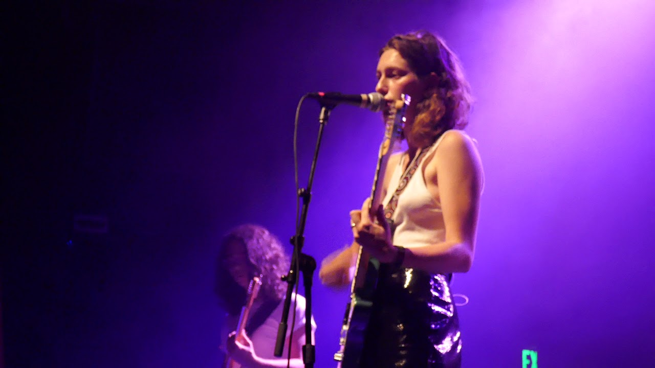 King Princess - House Burn Down LIVE HD (2018) Los Angeles El Rey ...