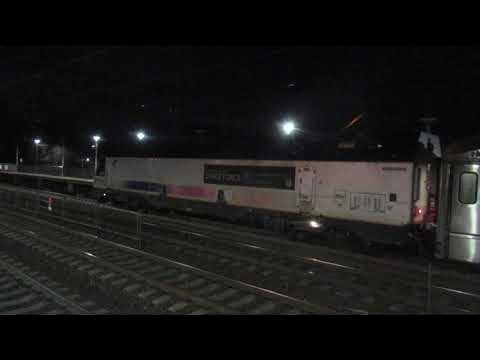 NJ Transit Bombardier ALP-45DP #4500 Departing Hamilton With Bi-Levels - YouTube