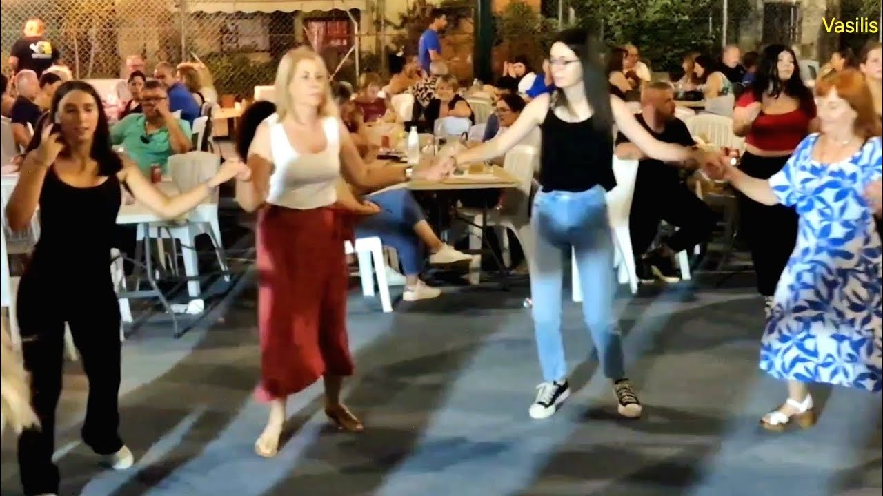 Δημήτρης Ράπτης λαούτο, τραγούδι-Κώστ. Γιαννακόπουλος κλαρίνο - YouTube