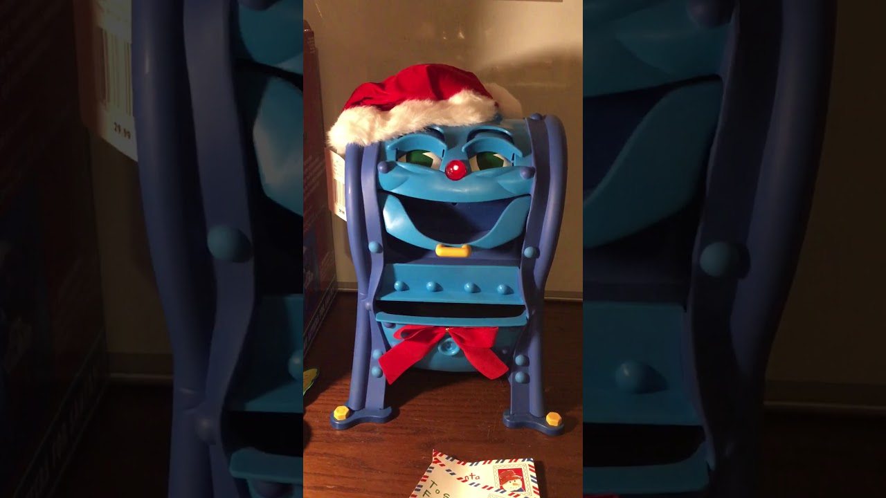 MEL BOX SIGNING TALKING MAILBOX - YouTube