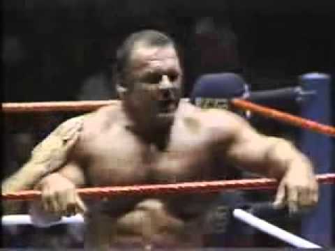 Polak mistrzem WWE!!! ivan putski vs mike sharp - YouTube