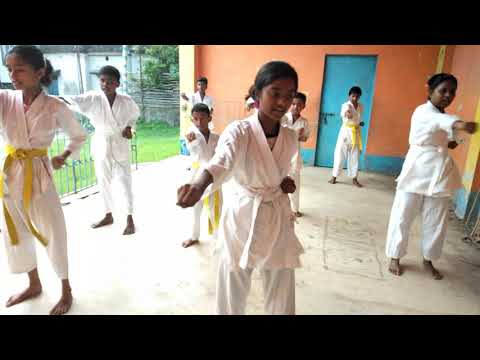 Chudan juki.. stomach punch ❤️karate kids