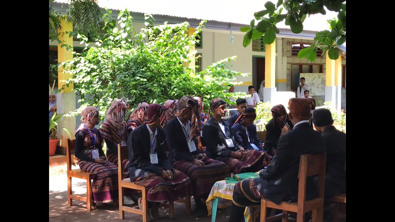 Upacara Adat Peminangan Alor, Nusa Tenggara Timur (Praktik Seni Budaya ...
