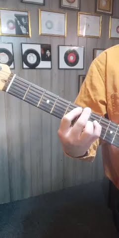 Bbadd9 Chord! #shorts - YouTube