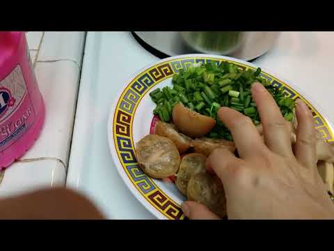 How to make Cambodian Soup Ngam Ngov Chicken