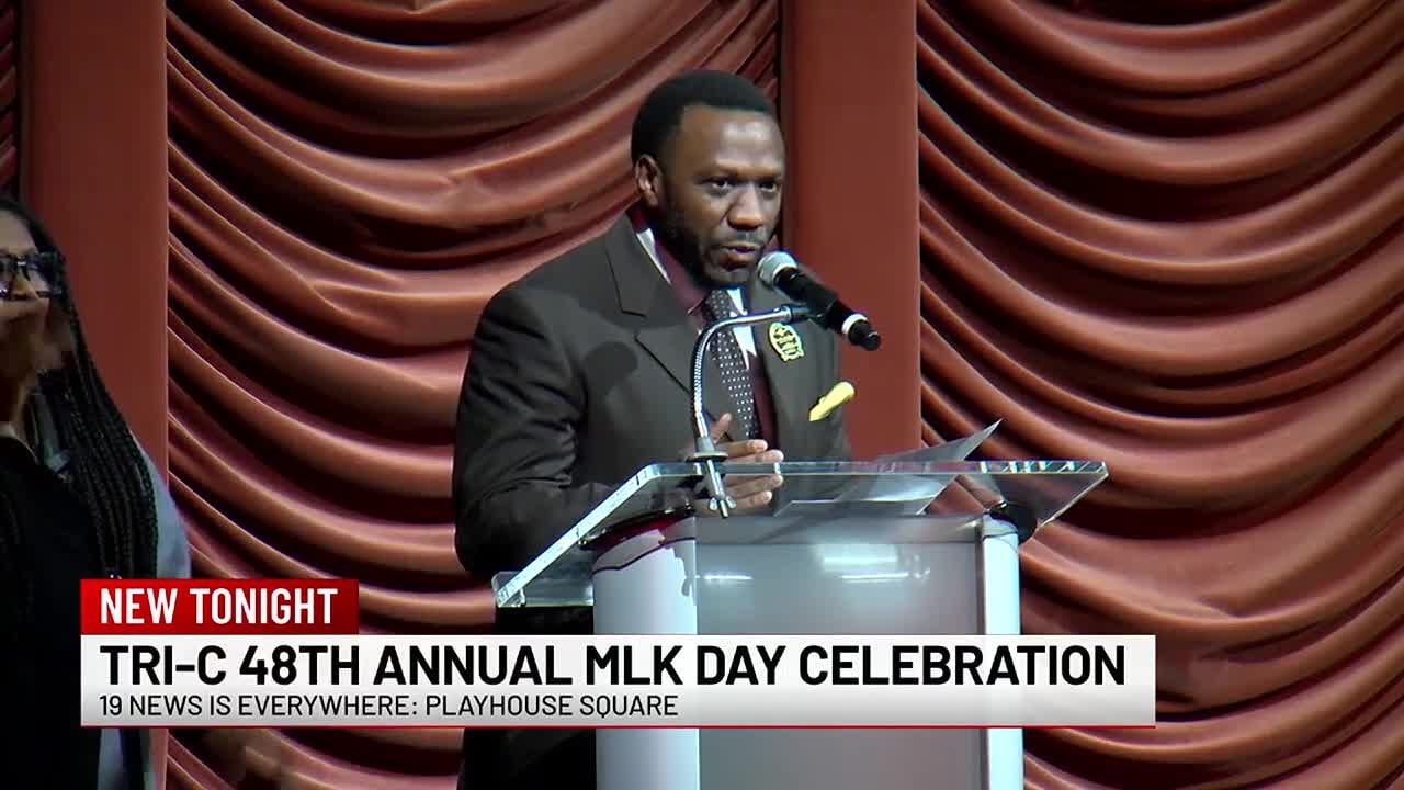 19 News' anchor Chris Frye emcees MLK Day celebration - YouTube