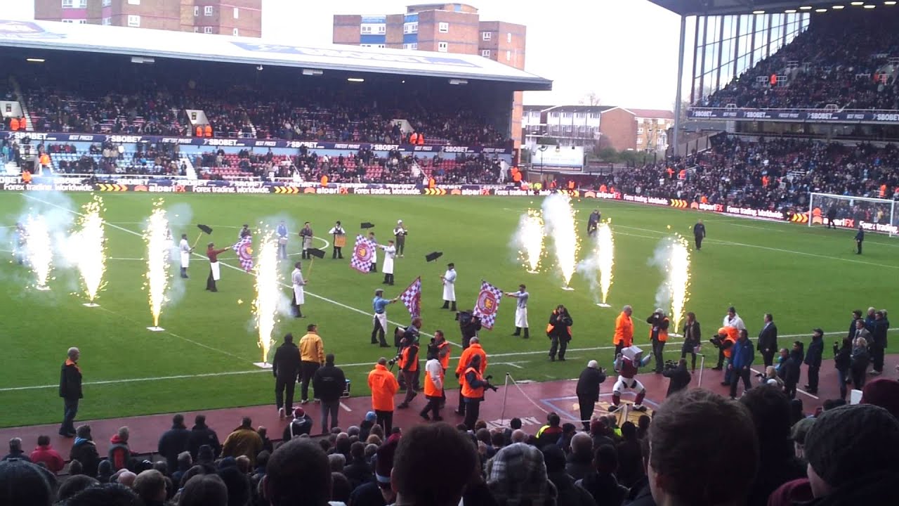 Welcome Hammerhead - West Ham's new mascot - YouTube