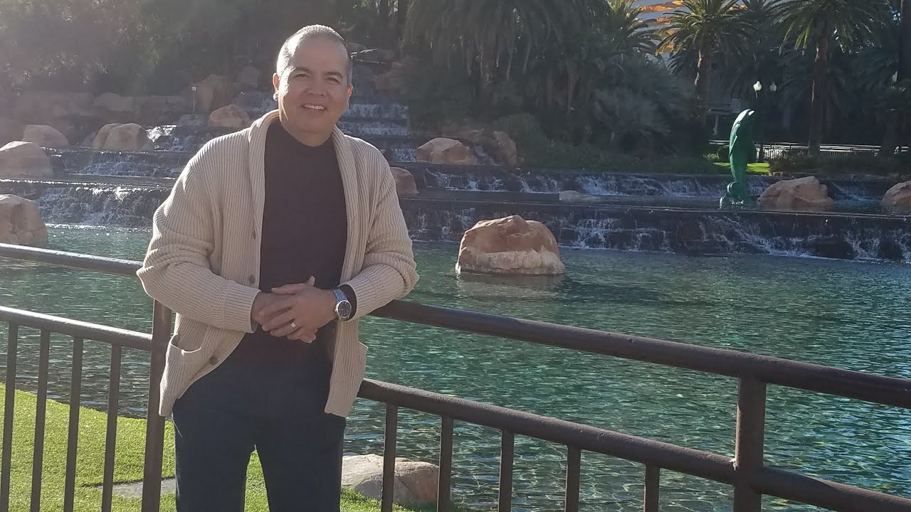 Xavier Calderon - Performances - YouTube