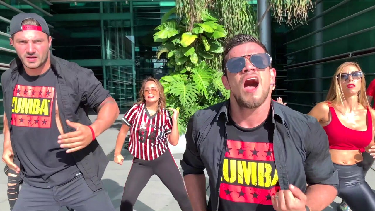 Guaya - Wisin y Yandel by Cesar James Zumba Cardio Extremo Cancun - YouTube