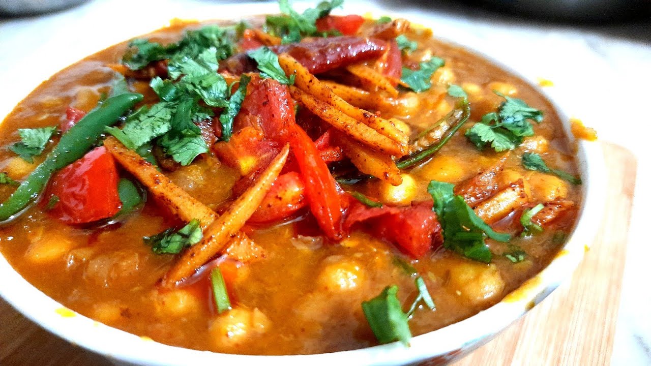 lahori chikar chole recipe - YouTube