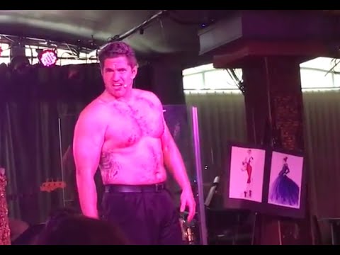 Matt Merchant - Sexual Healing (4/3) - Devil Wears Prada at Rockwell ...
