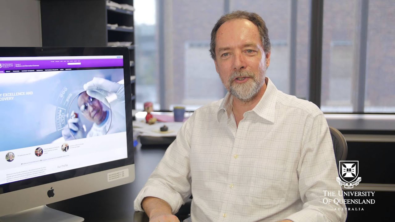 UQ's Associate Professor Geoffrey Marks welcomes students - YouTube