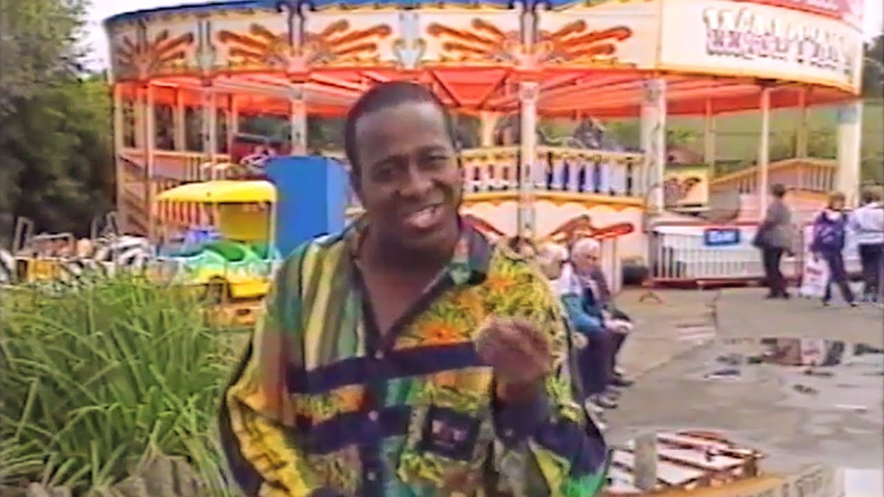 Playdays: 'Holiday Camp' [Playground Stop] (1994) - FULL EPISODE - YouTube