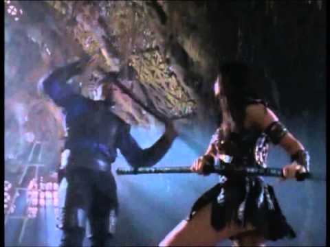 Xena vs Draco (s01/1) - YouTube