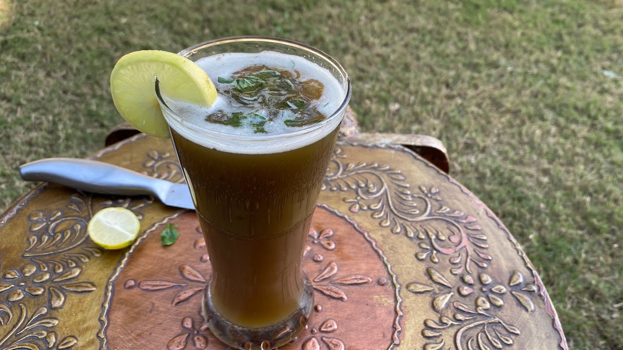 Gannay ka Ras | Fresh and Homemade Sugarcane Juice - YouTube