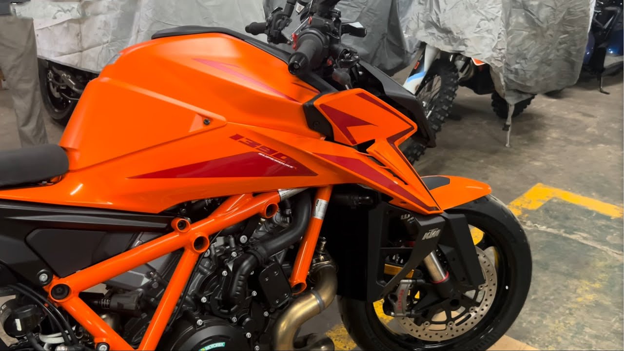 Finally KTM 1390 Super Duke R Walkaround | Launched in India at Rs.20 ...