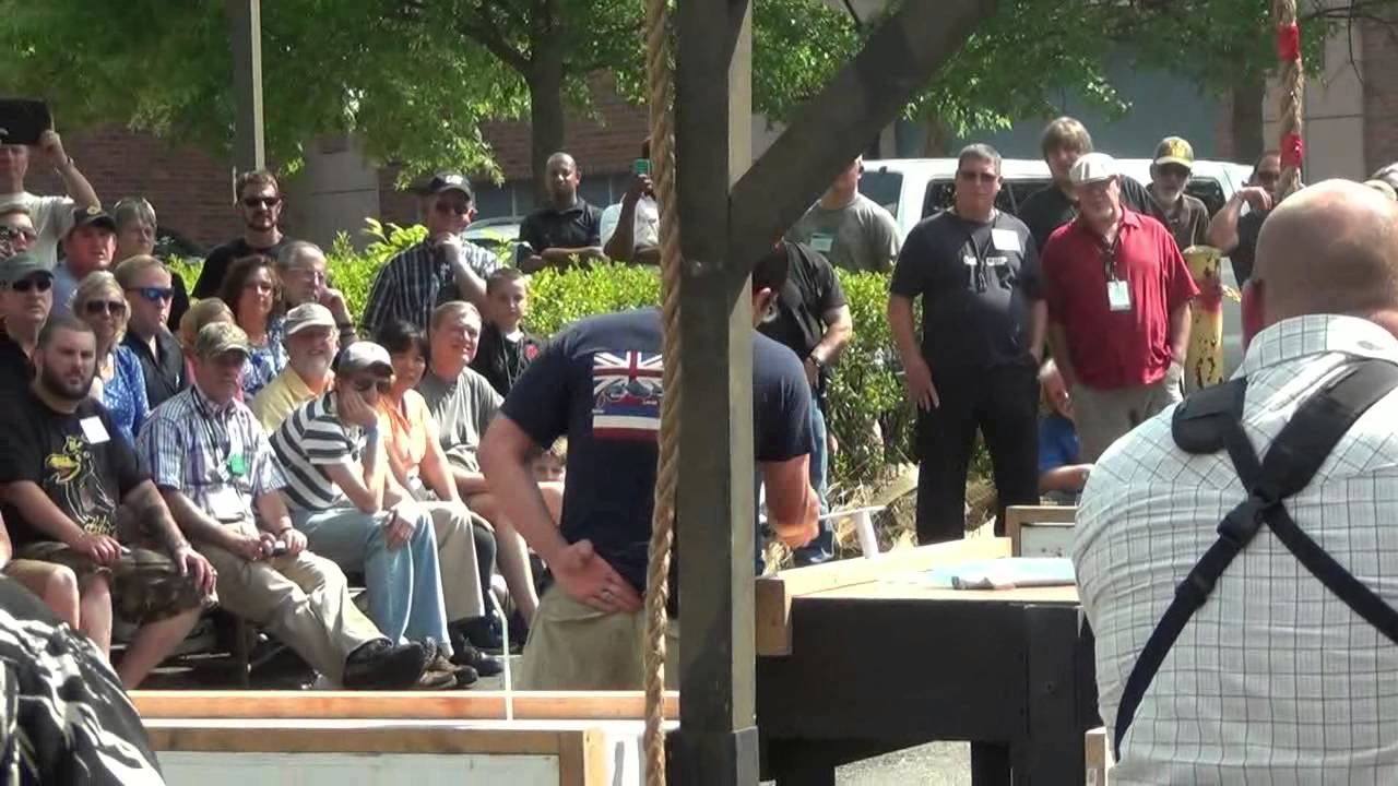 BLADE SHOW 2014 : World Cutting Championship (AWESOME TO WATCH) - YouTube