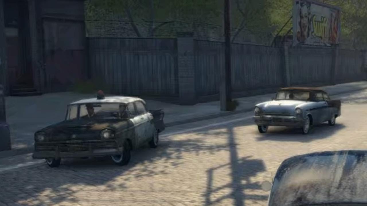 Mafia II: Cop Pulls Out In Front Of Someone - YouTube