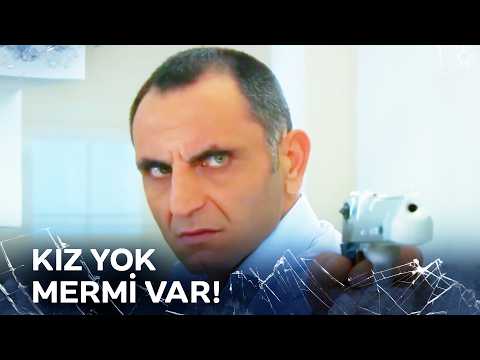 Bende Deliye Verilecek Kız Yok! I Memati Baş
