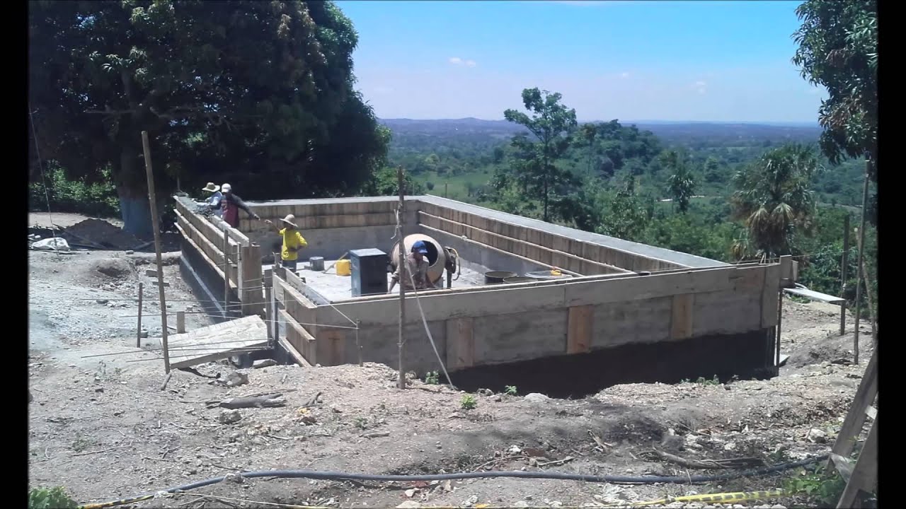 PISCINA SIN FIN LORICA - YouTube