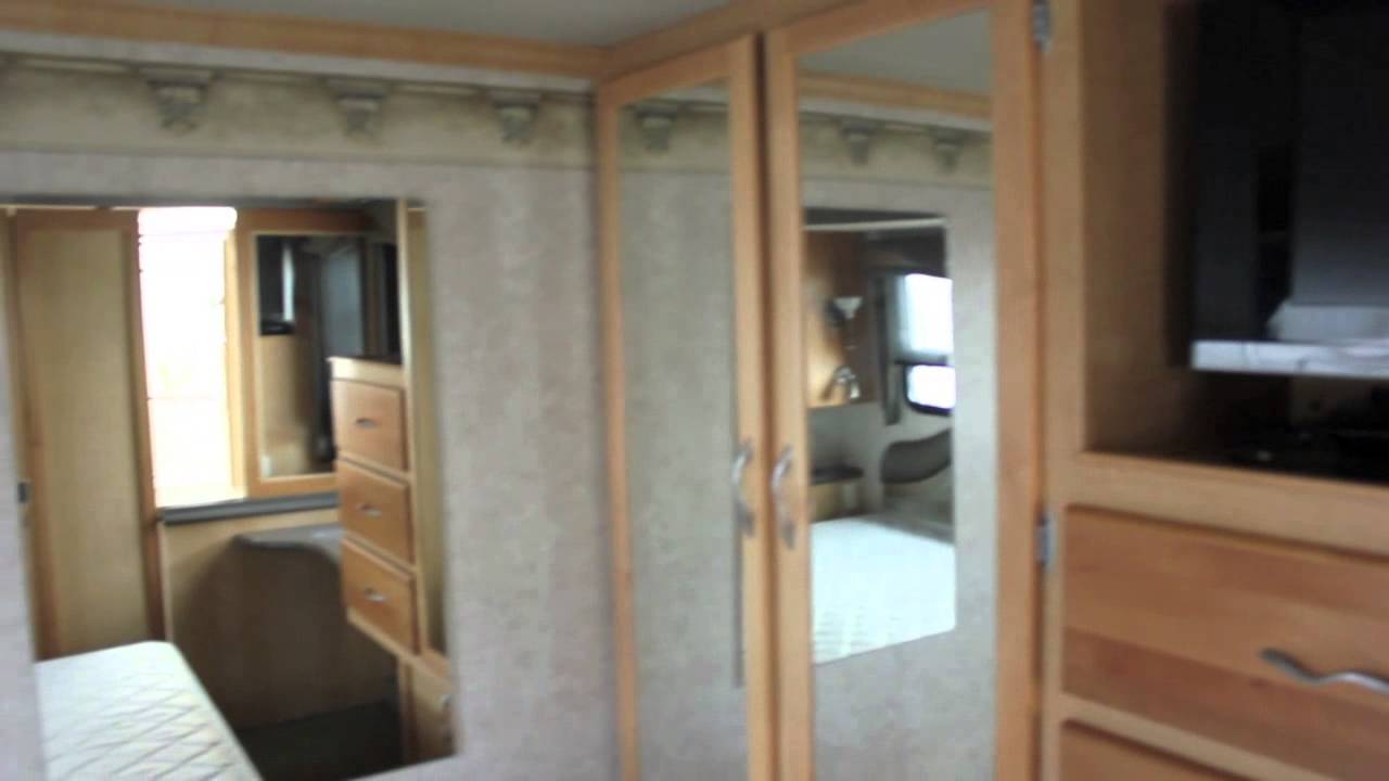 2002 Fleet Wood Pace Arrow 35G - YouTube