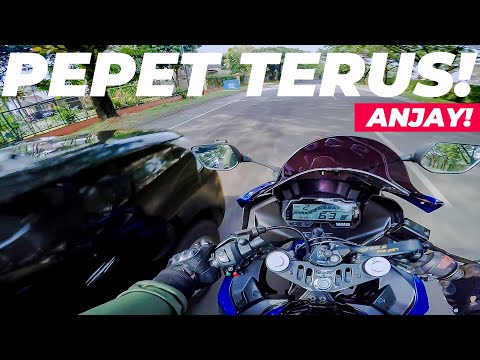 KETEMU TANTE JOGGING DI KLAKSON MOBIL HITAM INI - #MOTOVLOGINDONESIA