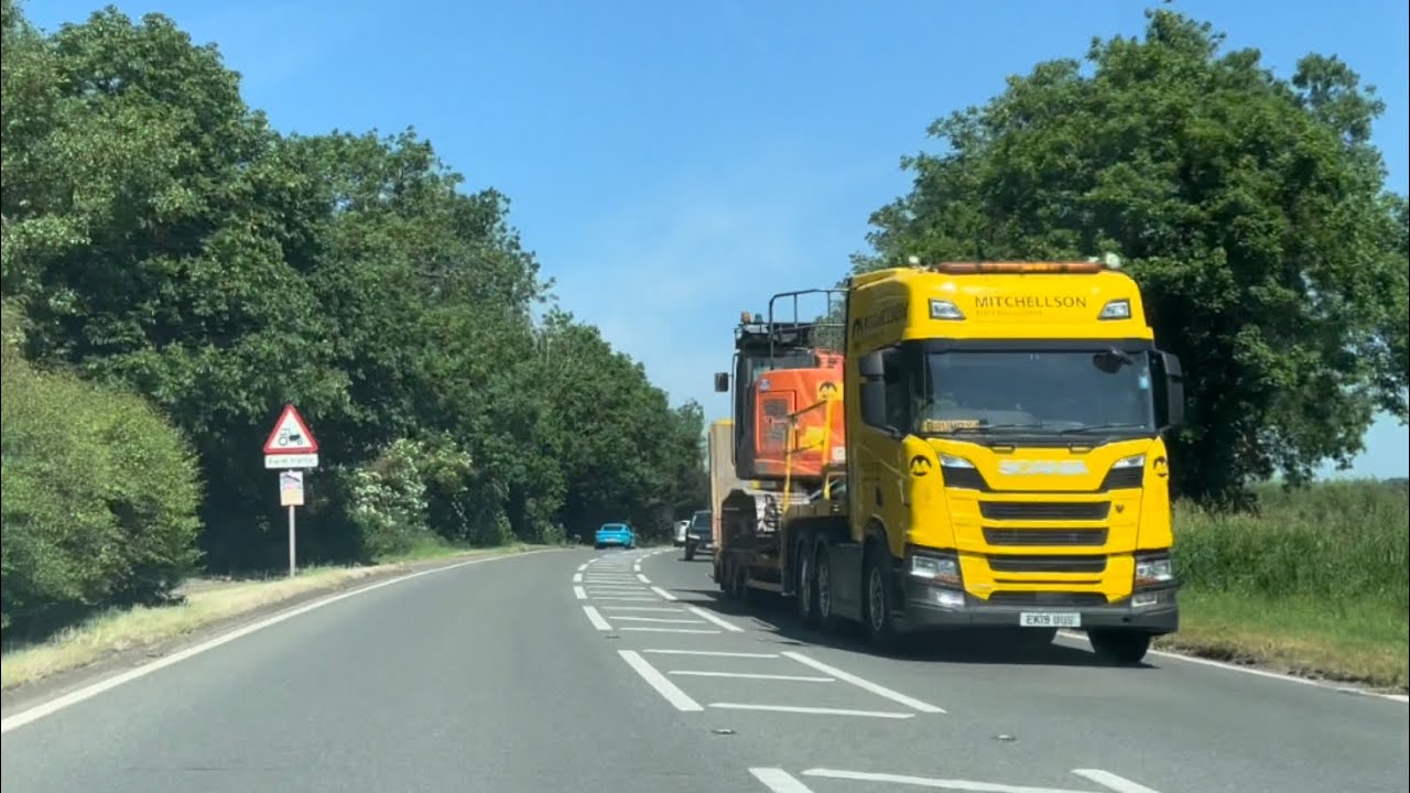 Driving along the A6 road in Leicestershire towards Kibworth - 15/06/23 ...