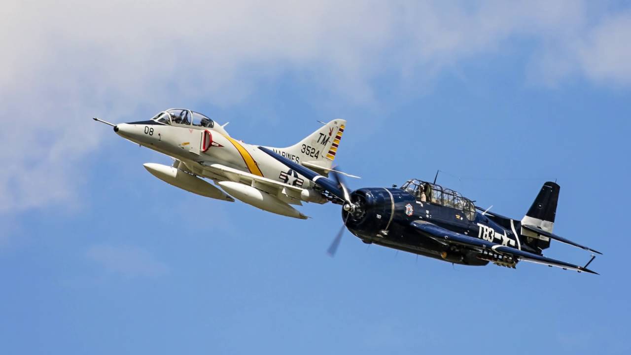 Thunder Over Michigan 2016 - YouTube