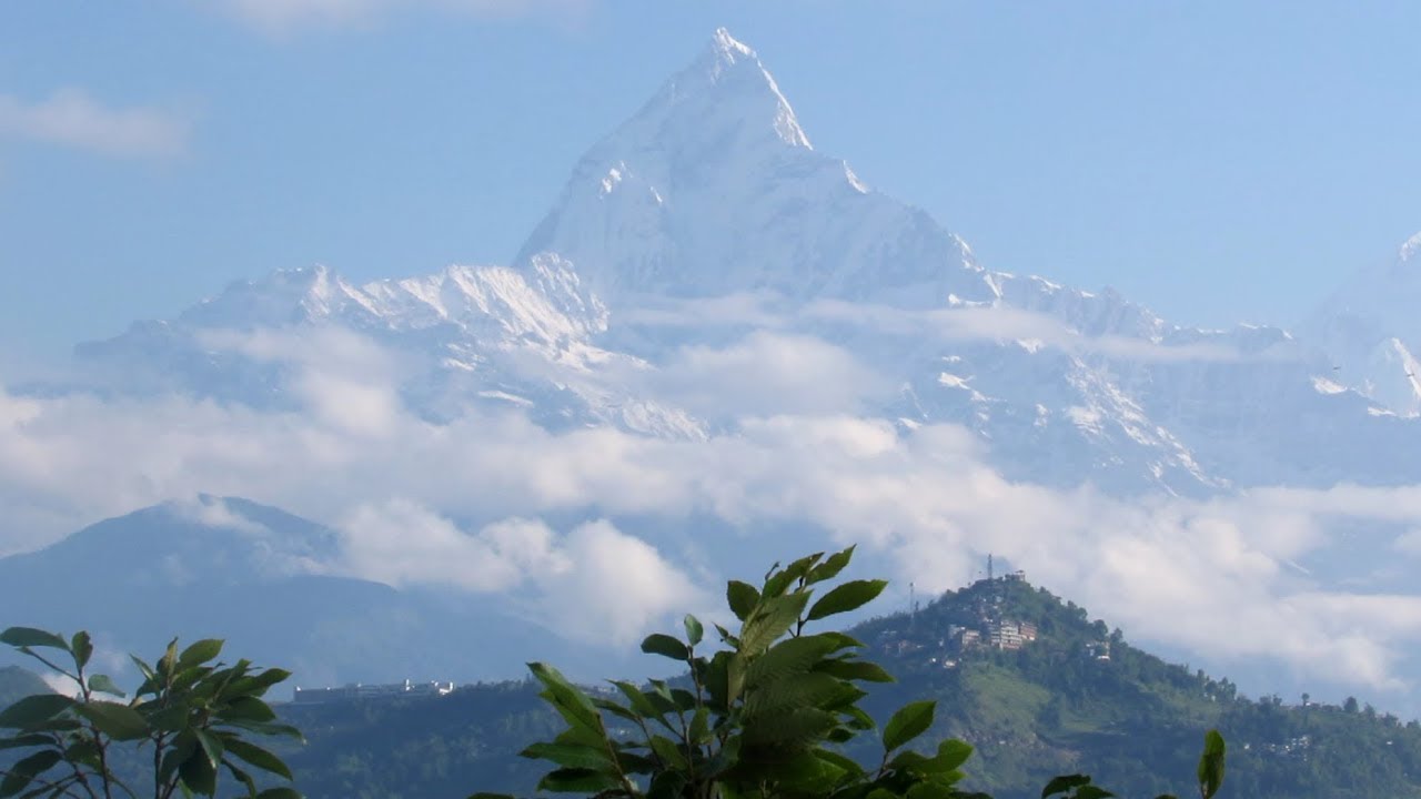 Machhapuchhre Himal (Fish tail mountain, माछापुच्छ्रे) pokhara , Nepal ...