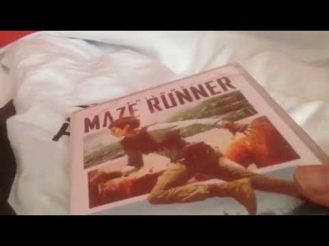 Unboxing The maze Runner trilogy DVD - YouTube