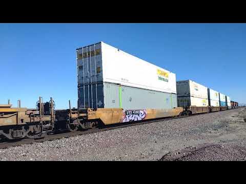Very Fast EB BNSF Domestic Intermodal Train Feat Rear DPU In Daggett Ca! #bigbossrailfanner ...