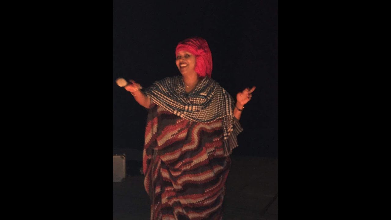 SAHRA HALGAN LIVE STAGE SHOW CUSUB DAAWO - YouTube