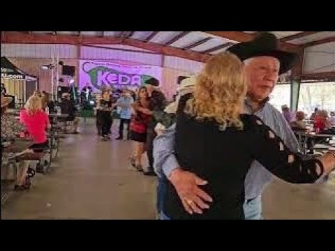 Puro Baile Style En Tejas - YouTube