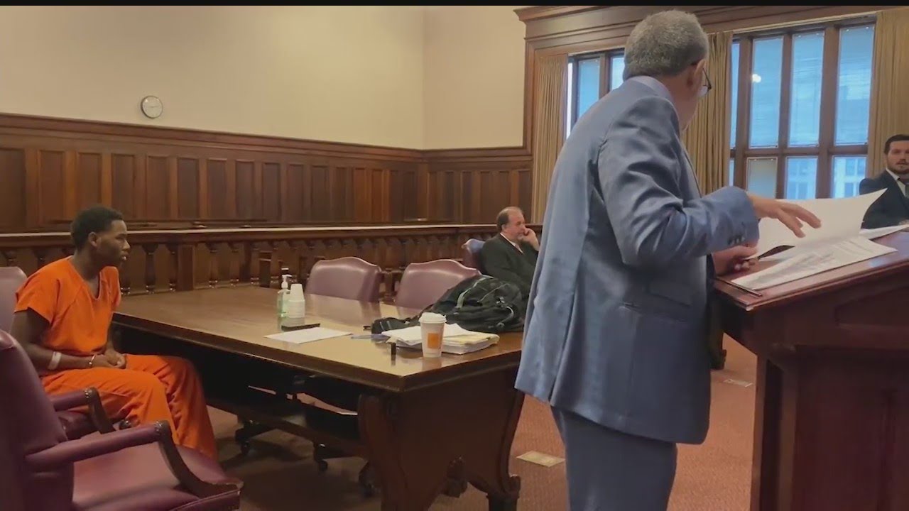 Shooting death suspect must stand trial: Court - YouTube