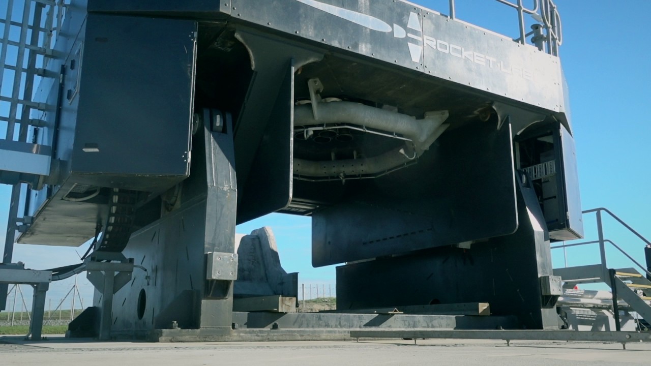 Electron at Launch Complex 1 fired up Mahia Peninsula 2017 - YouTube