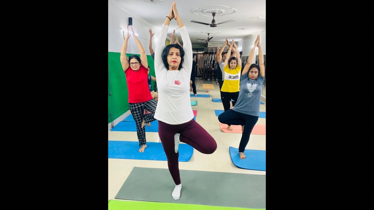 Friday fitness with Dr.Sandhya Arya - YouTube