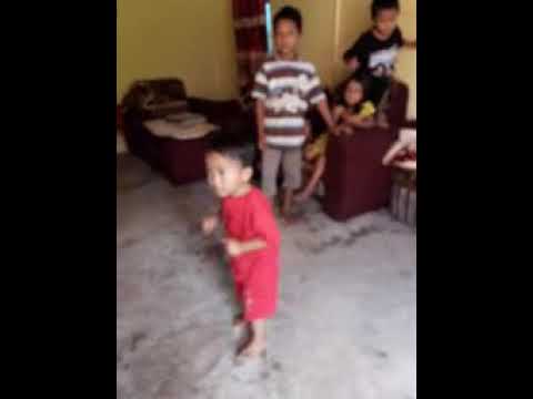 Joged mama muda(mahmud) keren dan lucu