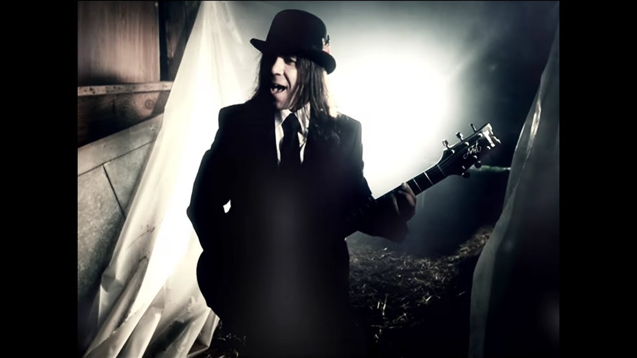 Stone Hart GHOST TOWN - YouTube