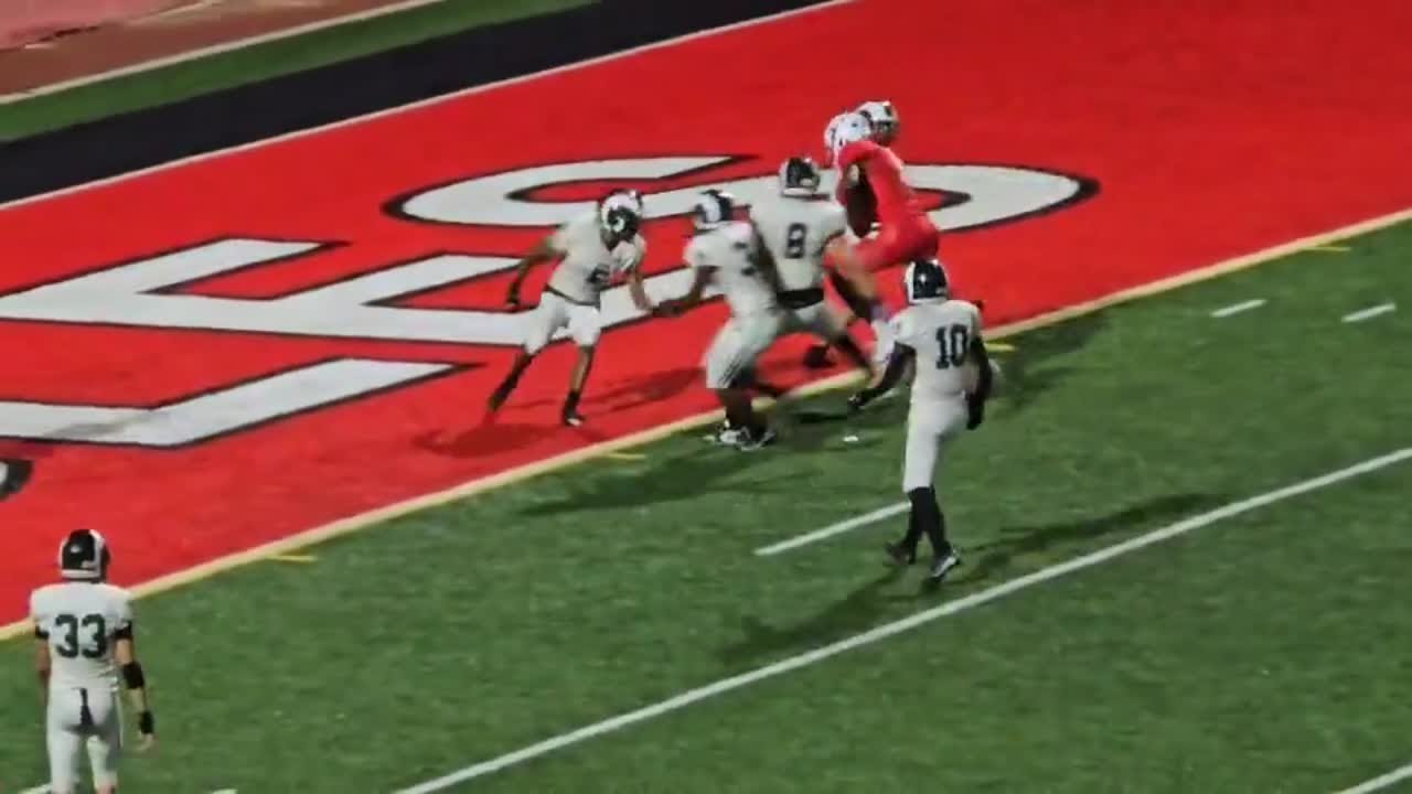Cumberland Valley's Zayden Smith catches touchdown pass against Central ...