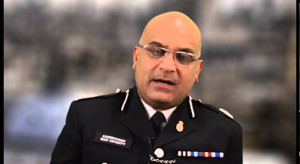 Metropolitan Police Commander Issues apology to Sikhs - YouTube