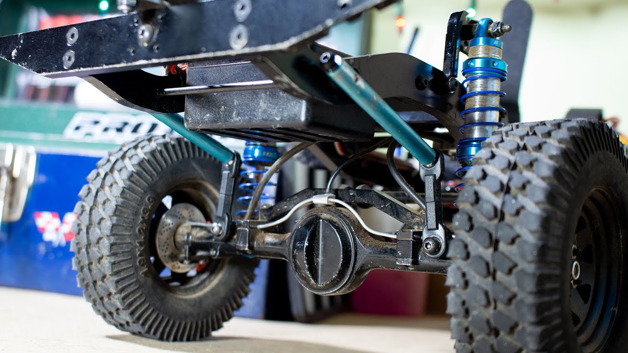 Making a Custom SWAY BAR for my Gelande 2 - YouTube