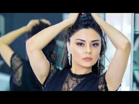 Aparıcı Vüsalənin qısa ətəyi - FOTO