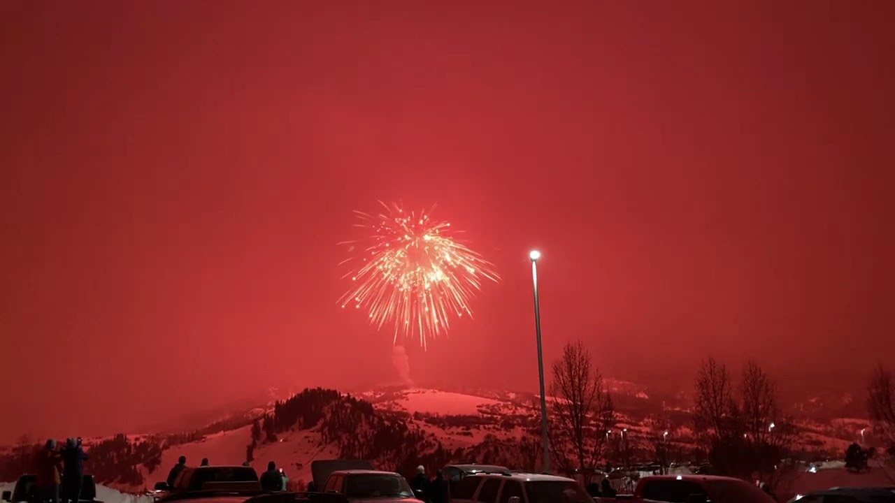 World’s Biggest Firework - YouTube