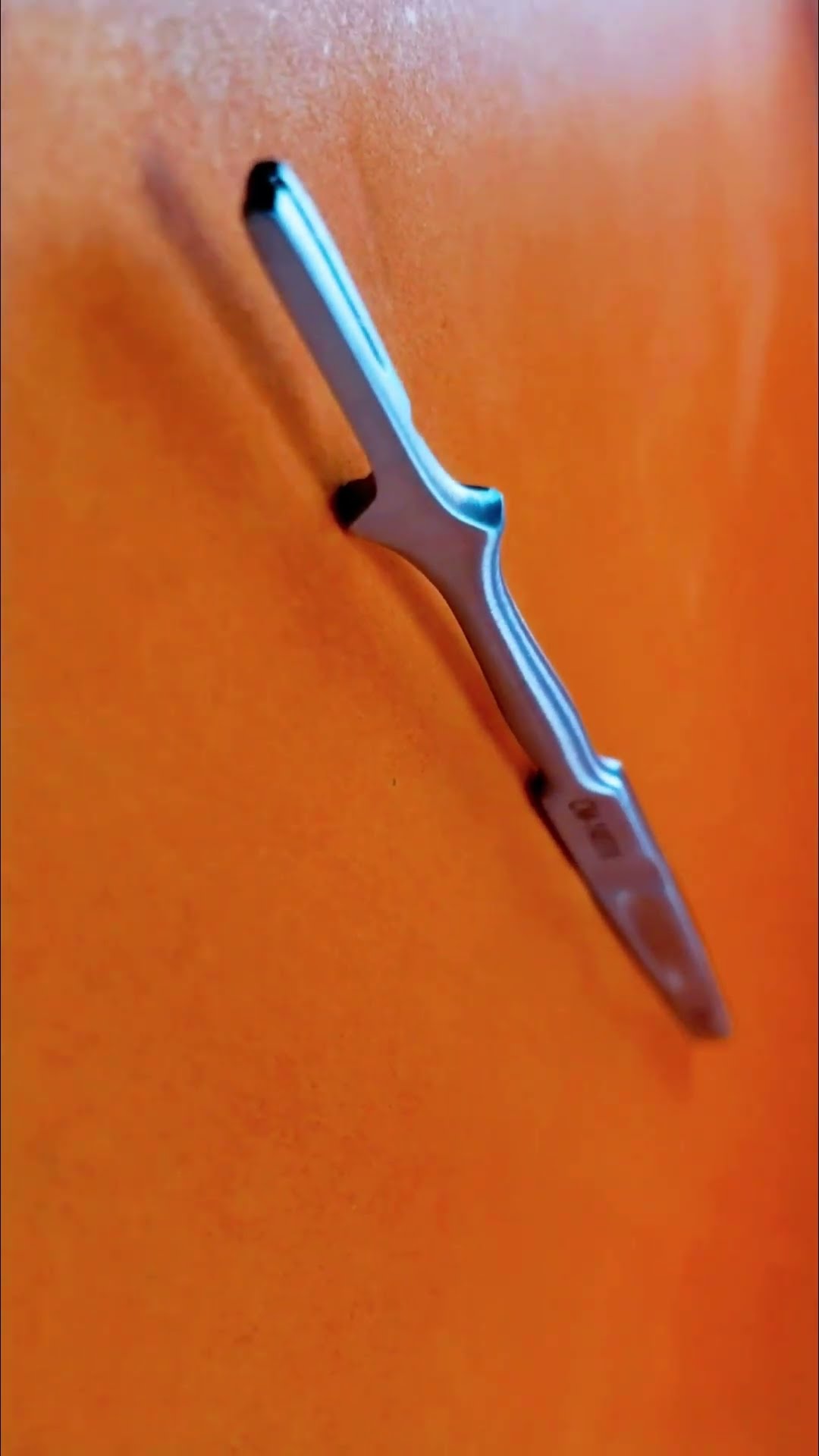 Scalpel Blade Holder - YouTube